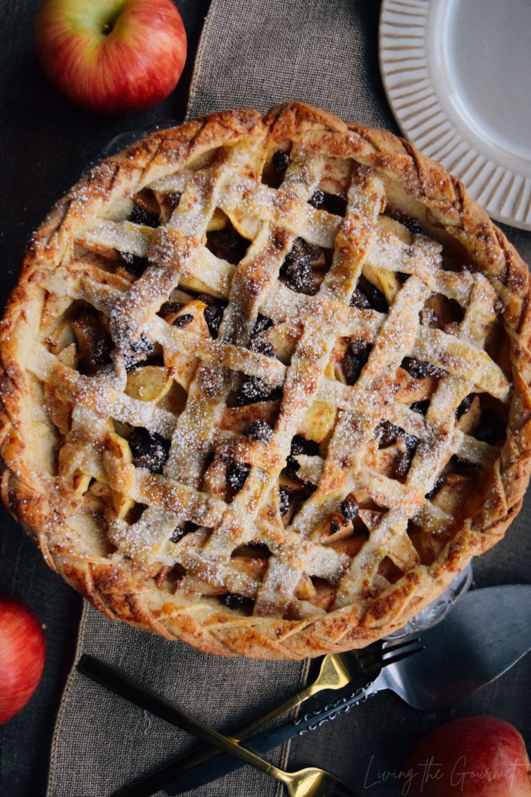 Rum Raisin & Chocolate Apple Pie - Living The Gourmet