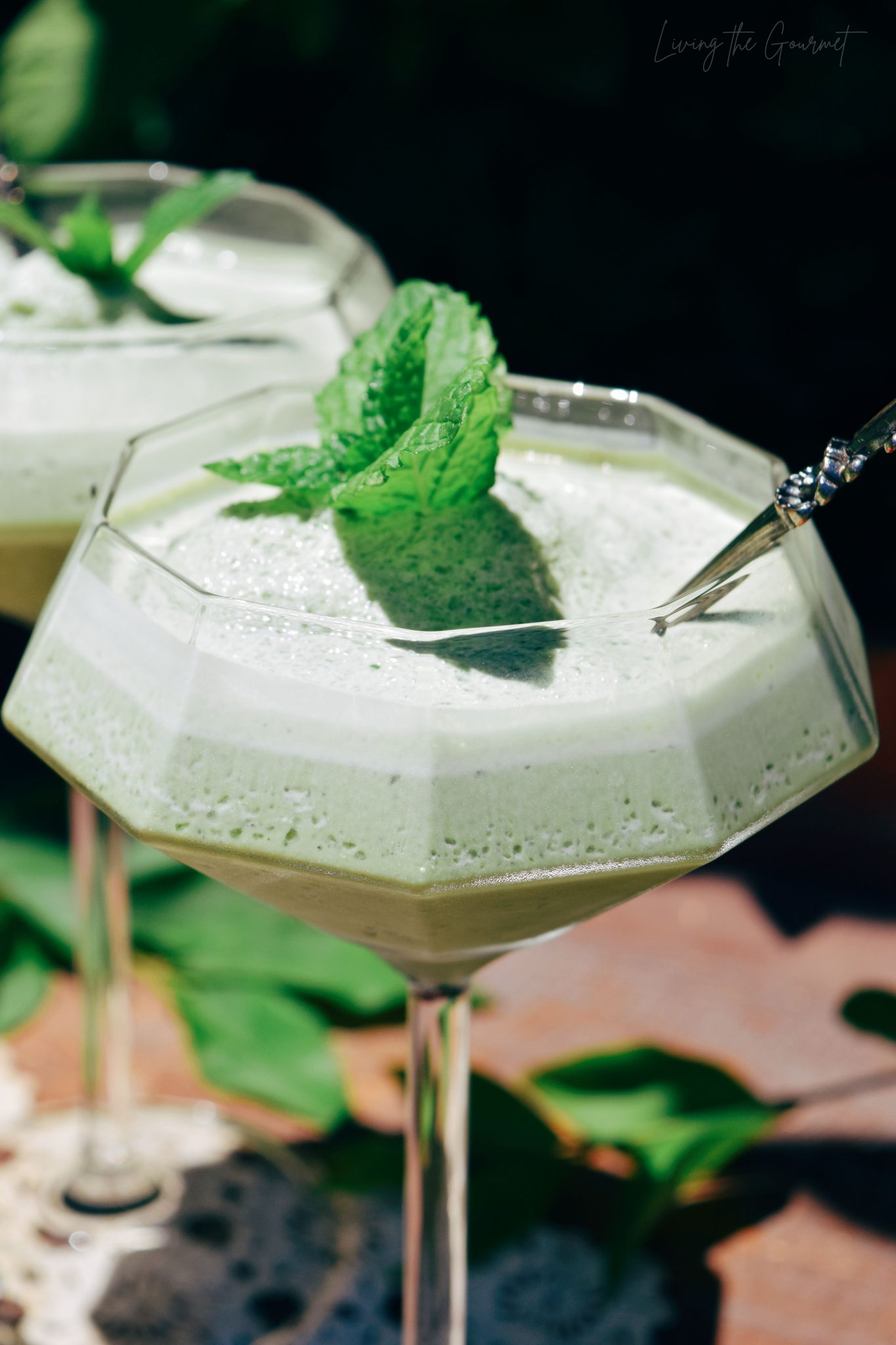 Matcha Mint Frosty - Living The Gourmet