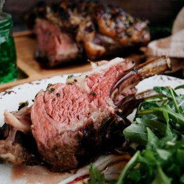 Guide to Cuts of Lamb: Lamb Chops vs Rack of Lamb - Living The Gourmet