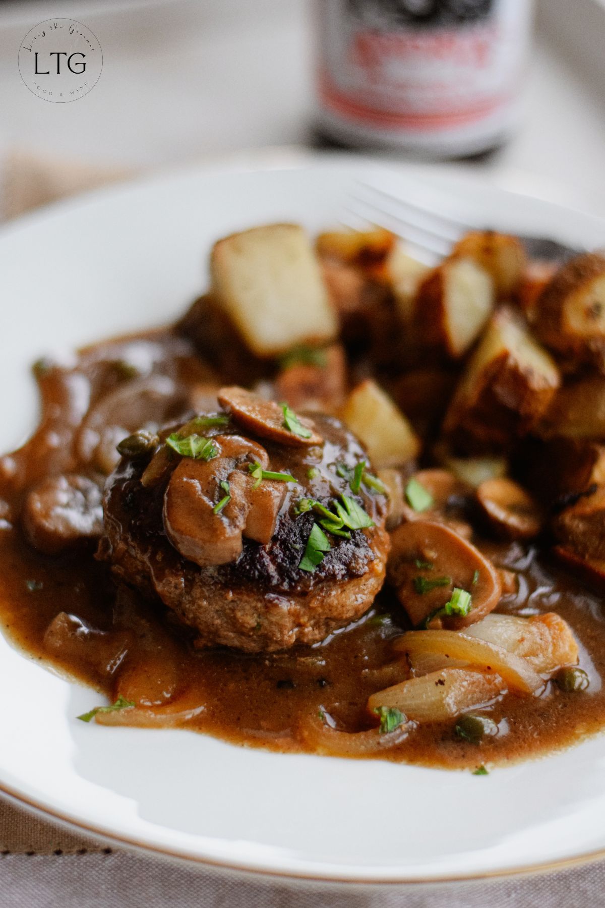 Salisbury Steak Mushroom Gravy 7 Living The Gourmet
